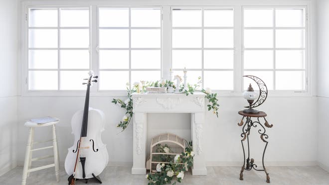 【花とつながる無限・白のファンタジー】4面自然光|シンデレラ馬車|満月|階段|漆喰白壁|ドレス着放題!|撮影機材無料!の写真11