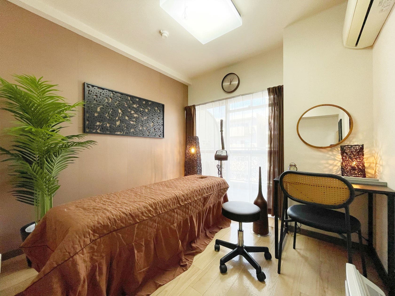 静岡駅徒歩４分⭐️完全個室のレンタルサロン⭐️の写真1