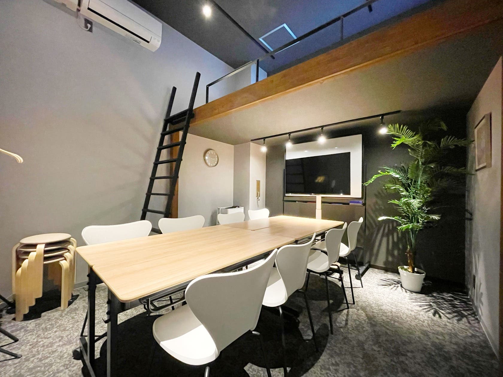 【静岡駅4分、12名利用可】完全個室！モニター・ホワイトボードあり！ WIFI無料！貸し会議室ユニエル 静岡Dの写真16