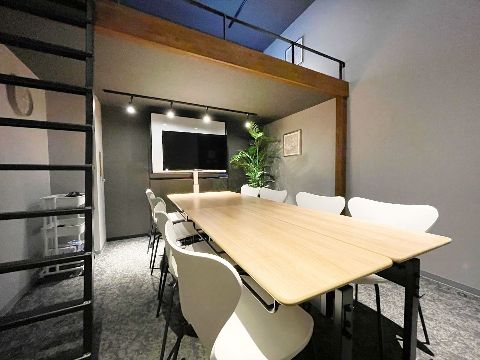 【静岡駅4分、12名利用可】完全個室！モニター・ホワイトボードあり！ WIFI無料！貸し会議室ユニエル 静岡Dの写真17