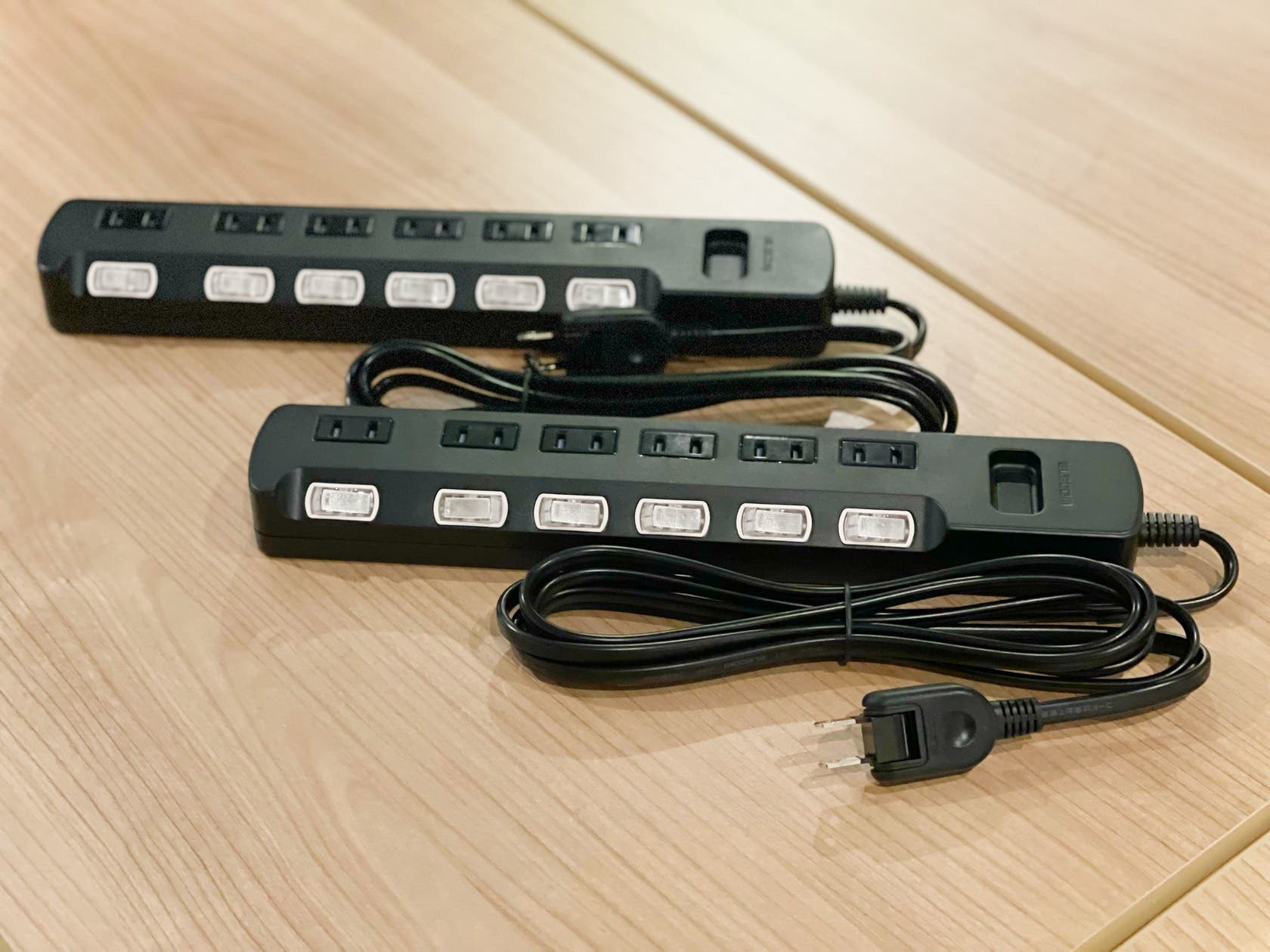 【静岡駅4分、12名利用可】完全個室！モニター・ホワイトボードあり！ WIFI無料！貸し会議室ユニエル 静岡Dの写真8