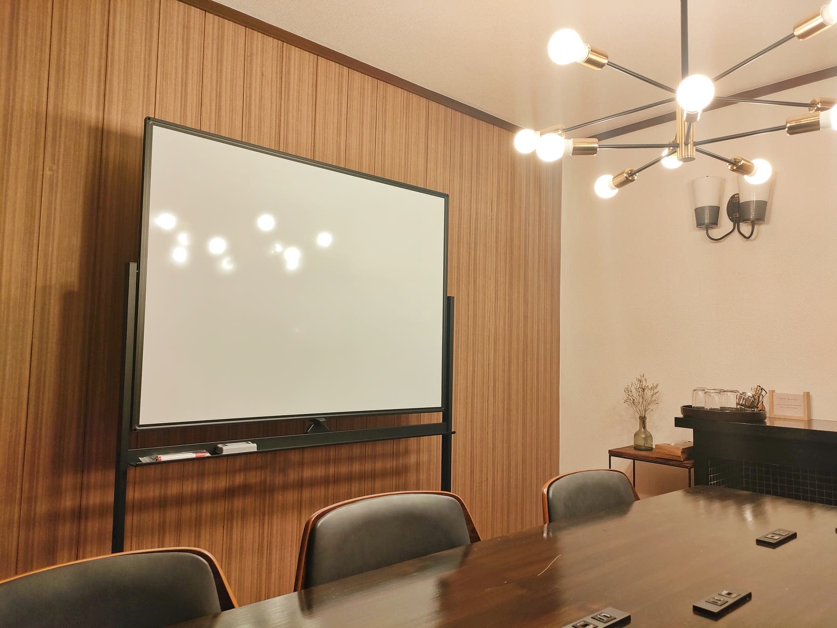 ホワイトボード1台の画像1