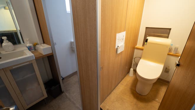 1号店 窓5m自然光◎|新宿西口駅2分/JR新宿駅7分|機材無料◎撮影スタジオ|土足可!エレベーター有|90平米の写真27