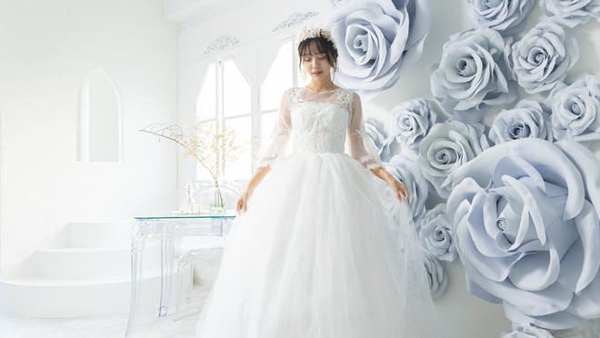 【花とつながる無限・白のファンタジー】4面自然光|シンデレラ馬車|満月|階段|漆喰白壁|ドレス着放題!|撮影機材無料!の写真6