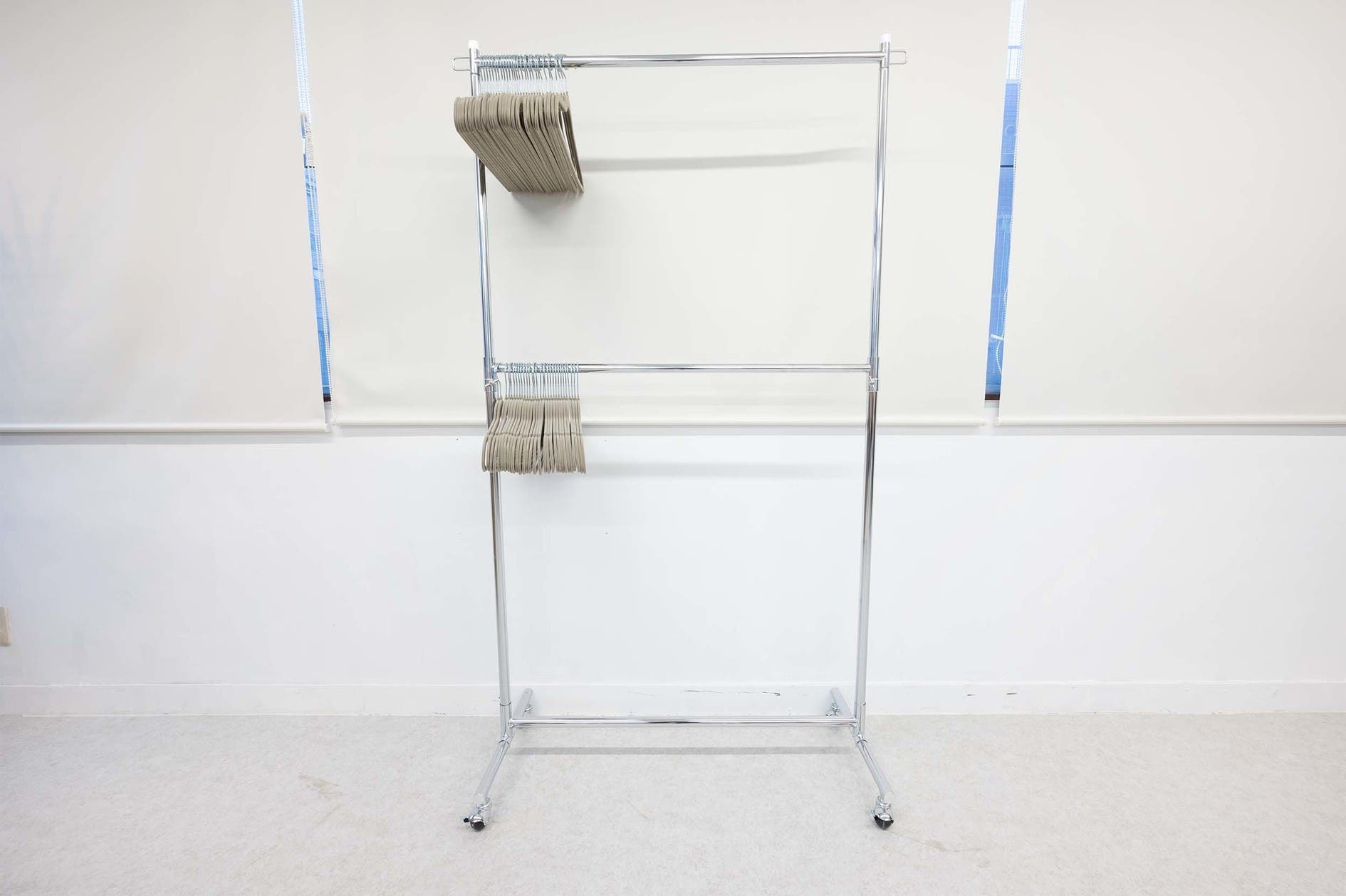 ハンガーラックの画像1