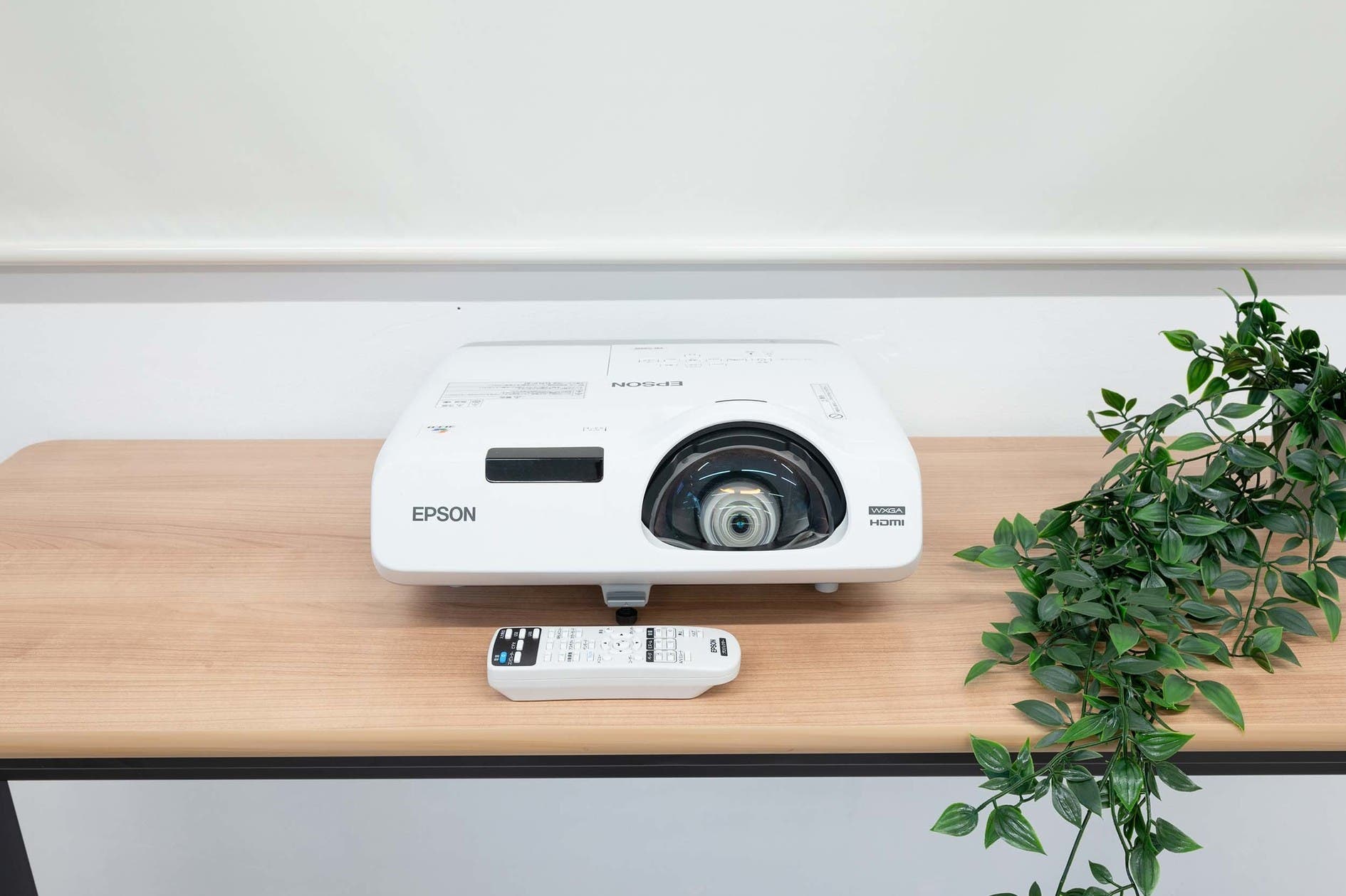 EPSONプロジェクター＆スクリーンの画像2