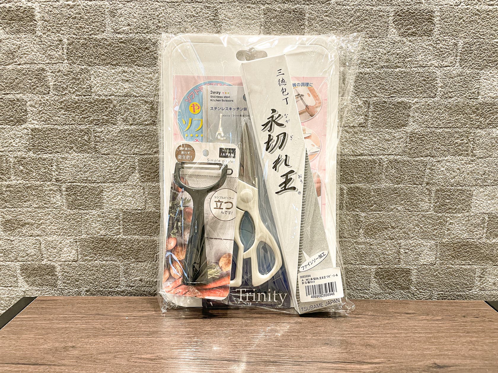 〈新大阪駅東口徒歩10秒｜最大9名｜24h利用可〉商談｜打ち合わせ｜女子会｜新幹線の待ち時間｜夜間早朝の休憩利用可｜当日予約歓迎の写真15