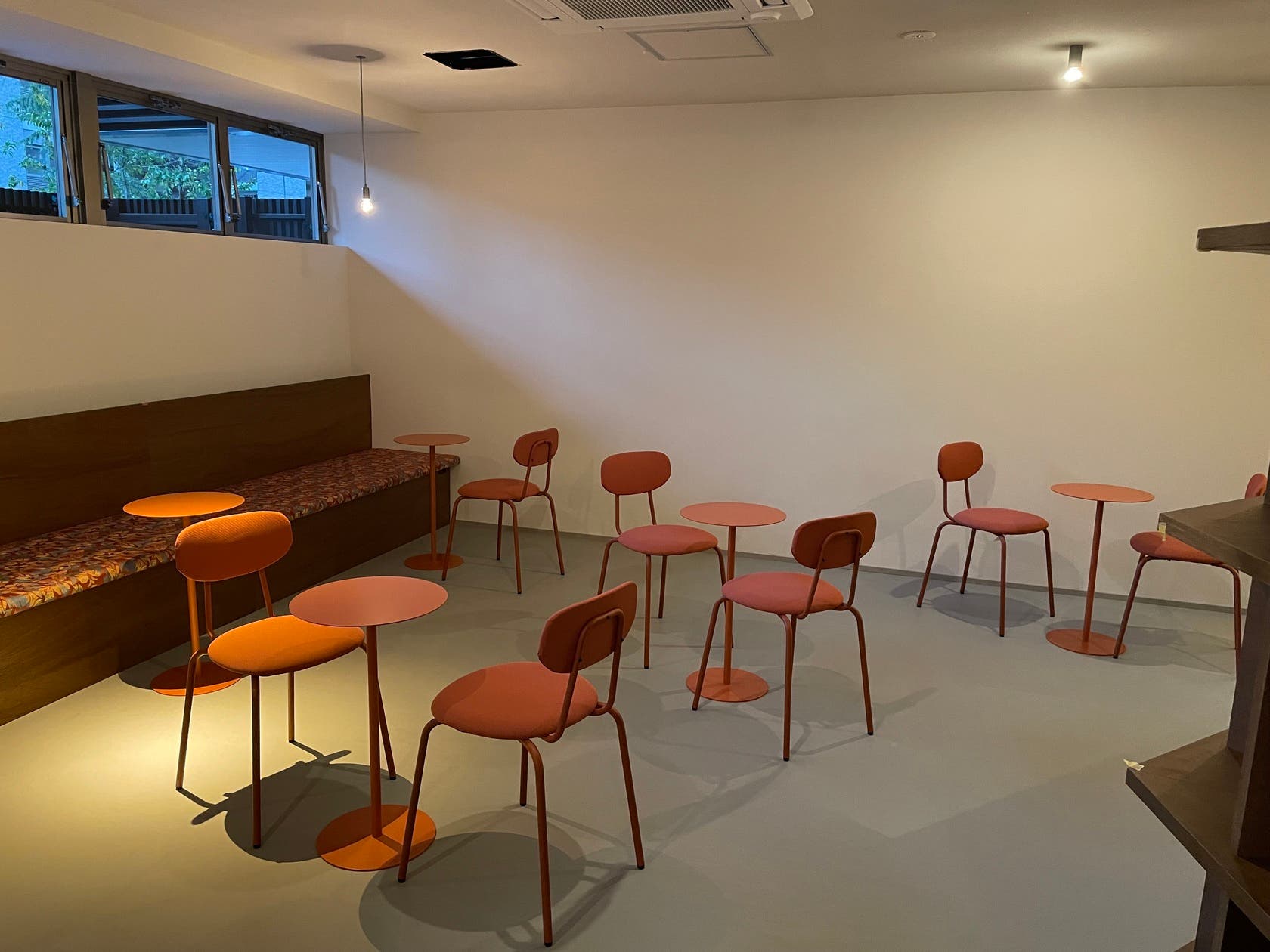 石神井公園そばのレンタルスペース　1階/白壁/撮影/パーティー/イベント/ワークショップ/会議　の写真8