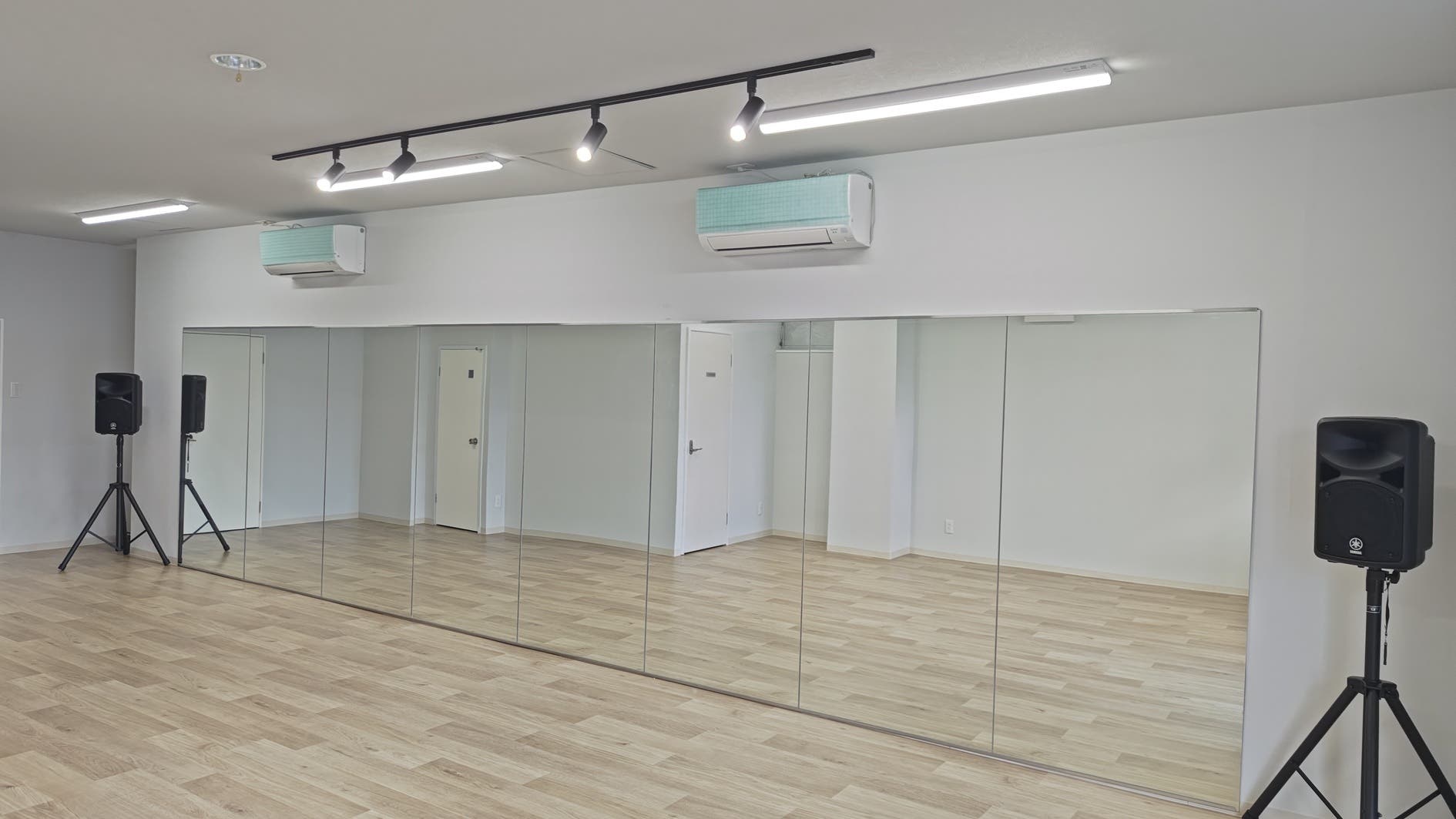 みんなの夢を応援したい！このスタジオから大きく羽ばたけ！！の写真1