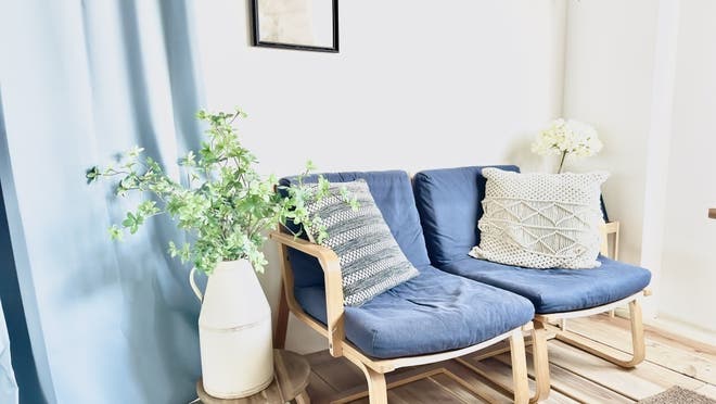 ベストホスト運営✨【目白駅3分】天高5m自然光の入る広い倉庫スタジオ!ダンス練習、窓際・白壁撮影/アンティーク&ビンテージ家具の写真12