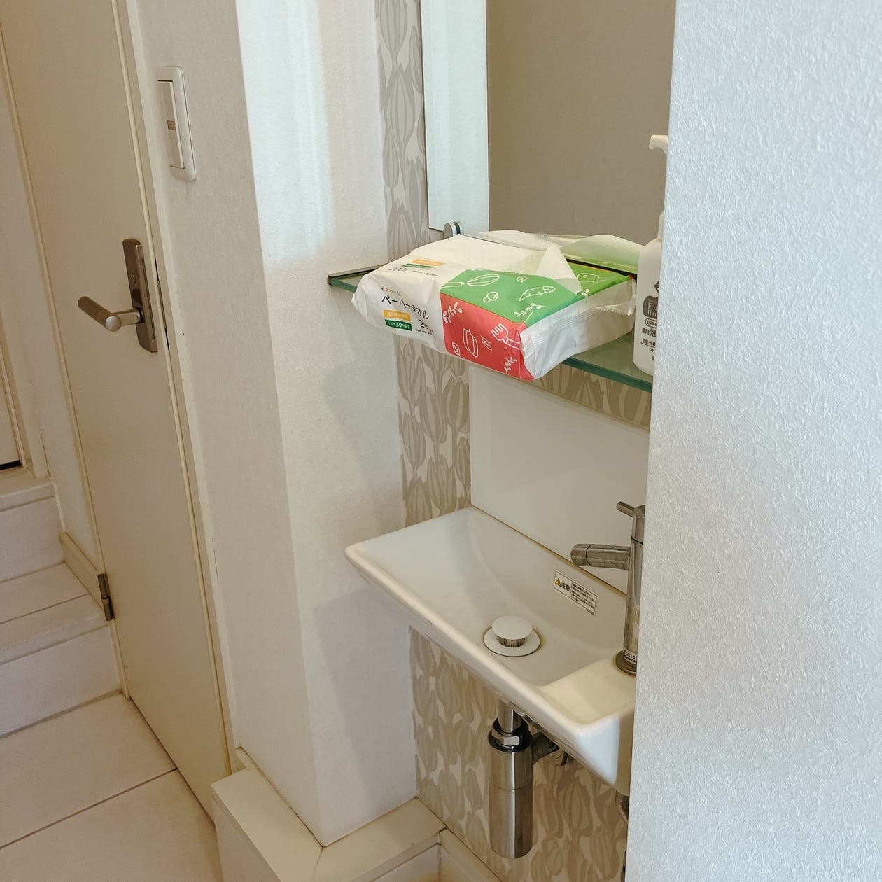 埼玉県鴻巣駅徒歩１５分。洋菓子店３月のうさぎ内グランドピアノレッスン室の写真5