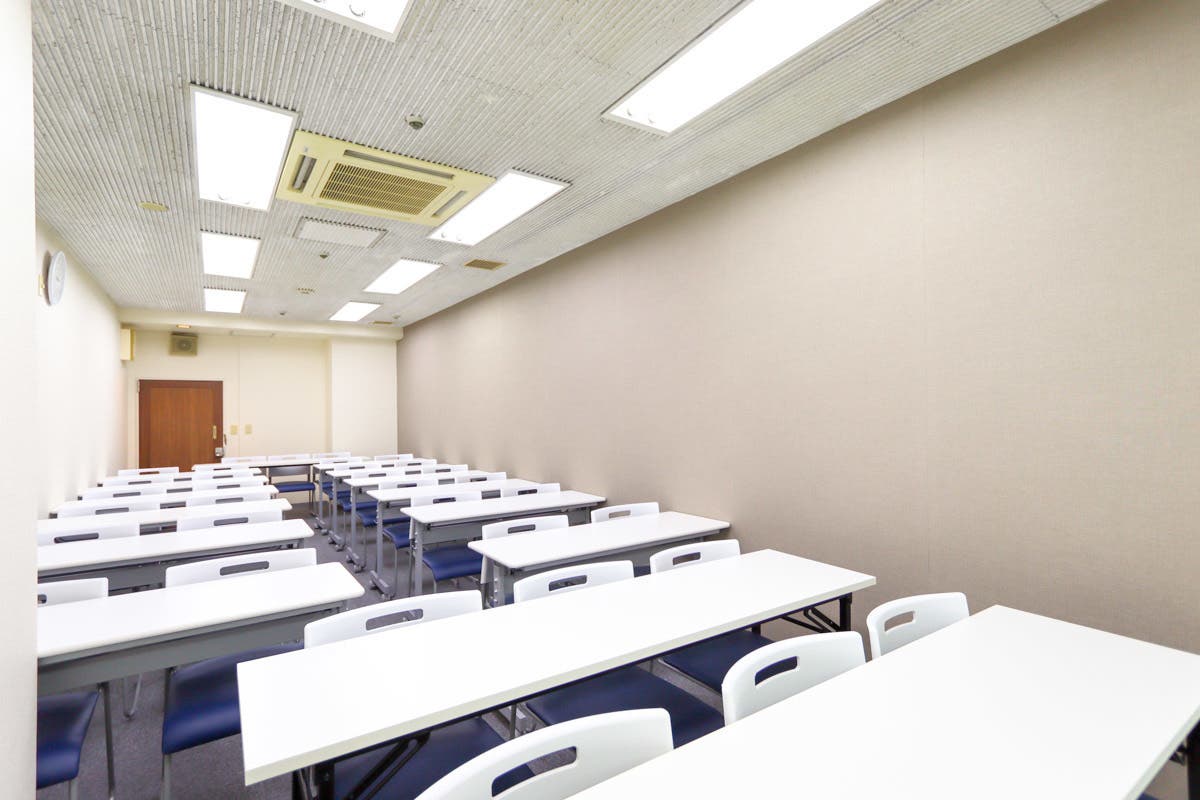 【JR新橋駅目の前！36名】プロジェクタ―・WiFi無料！10Gbps回線！ふれあい貸し会議室 新橋No125 ニュー新橋ビルの写真4