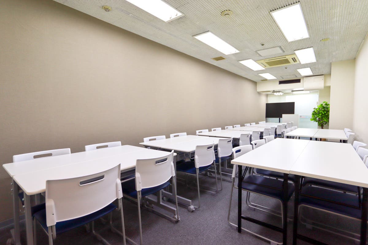 【JR新橋駅目の前！36名】プロジェクタ―・WiFi無料！10Gbps回線！ふれあい貸し会議室 新橋No125 ニュー新橋ビルの写真8