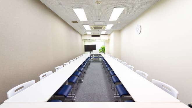 【JR新橋駅目の前!36名】プロジェクタ―・WiFi無料!10Gbps回線!ふれあい貸し会議室 新橋No125 ニュー新橋ビルの写真10