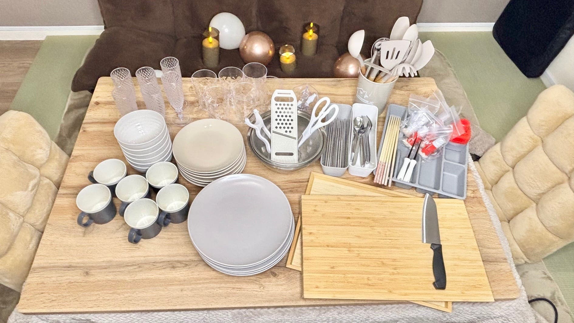 カメラ無💛24h🈺❣️まったりデート◎心斎橋駅５分🔥タタミのお部屋❣️70㌅スクリーン🎞️マットレスソファでゴロゴロ～の写真8