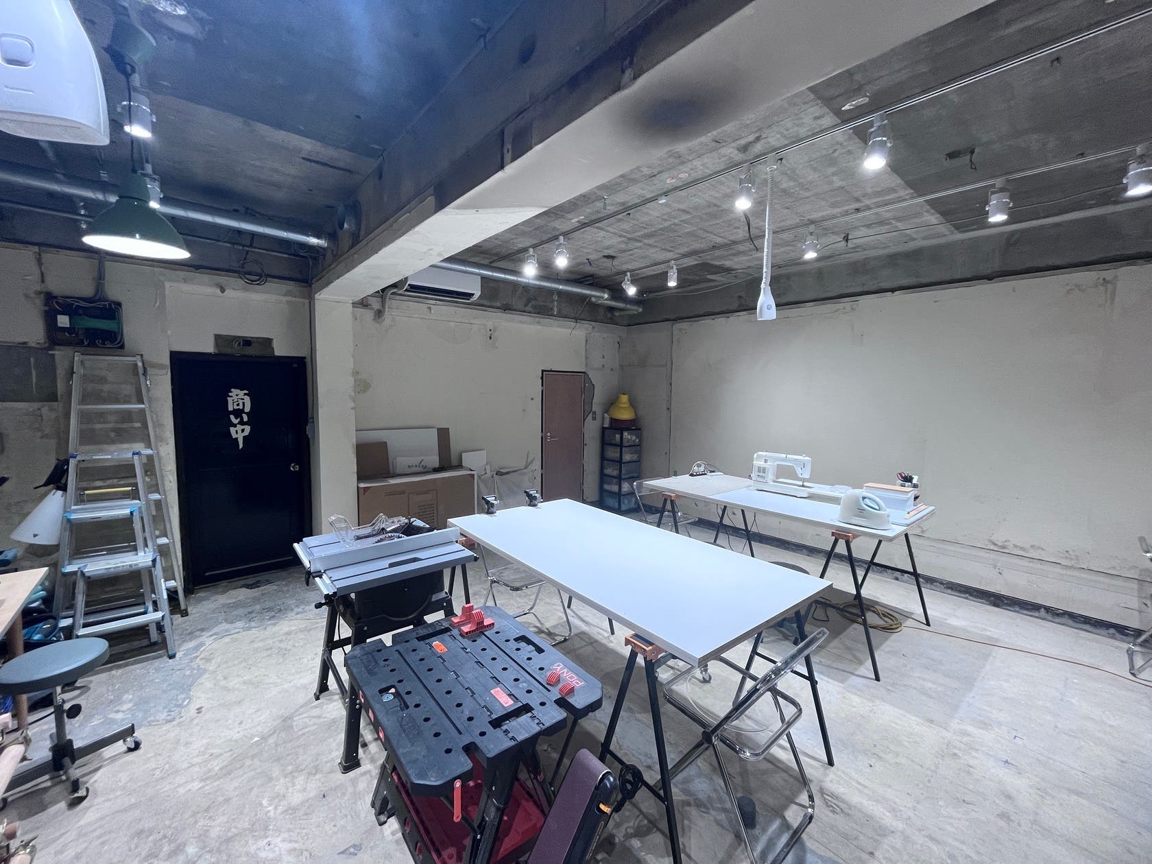 都電早稲田駅から徒歩5分のレンタル工房スペース。資材の持込のみで自由にDIY作業を行え、自宅では行えない作業も安心してできます。の写真8