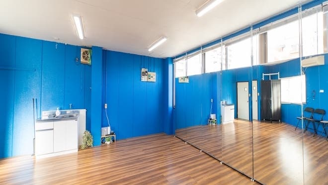 【★オープン価格★】熊谷駅徒歩5分★ダンスができるレンタルスタジオ【24時間営業】全長4.8mの大型鏡設置!の写真3