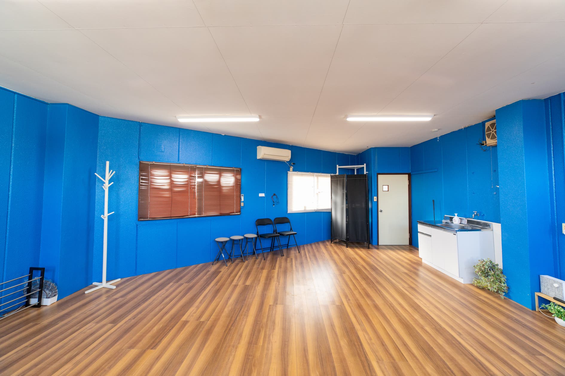 【★オープン価格★】熊谷駅徒歩5分★ダンスができるレンタルスタジオ【24時間営業】全長4.8mの大型鏡設置！の写真11