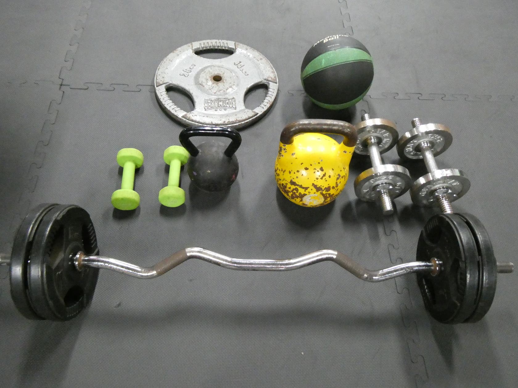 【東新宿駅2分】撮影・配信・本格トレーニングに！89㎡の広々としたキックボクシングジムの写真4