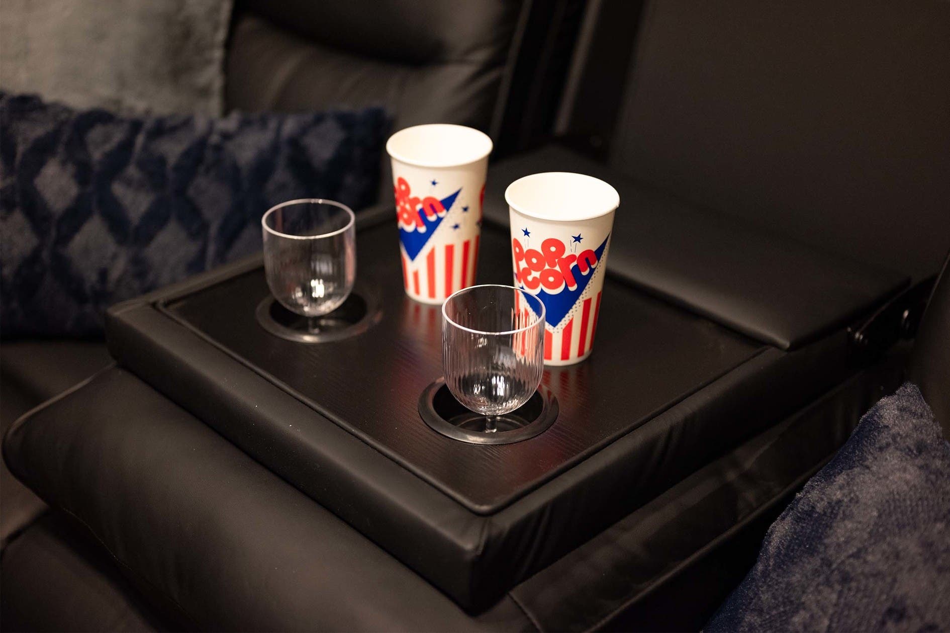 セレコレ🌳クリスマス☃️最大8名🉐ｼｱﾀｰ✨ﾌﾟﾛｼﾞｪｸﾀ🎞映画🐈‍⬛デート💓ゲーム🎮推し活🌟pricy池袋の写真23