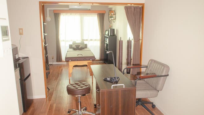 《エアコン完備》 札幌バスセンター前駅5分>駐車場有!完全個室のレンタルサロンの写真1