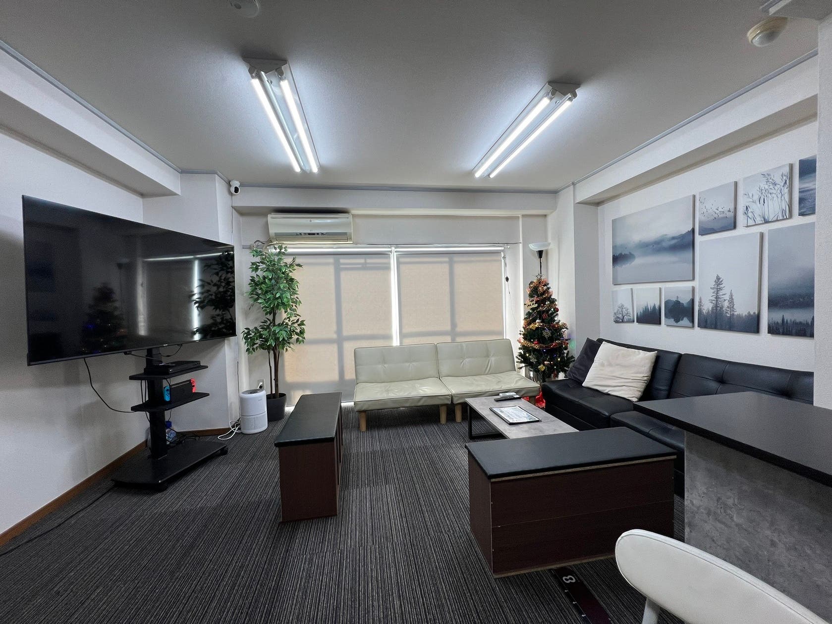 【駅徒歩6分】FUN SPACE 新宿ウエスト【2024年2月OPEN】（パーティー、撮影、打ち上げ、女子会、推し活）の写真1