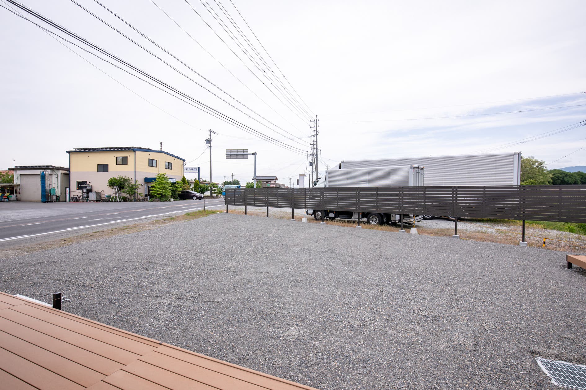 【黒を基調とした落ち着いた室内】【無料高速Wi-Fi】ドームハウス１基貸し切り、完全個室のレンタルスペースの写真6