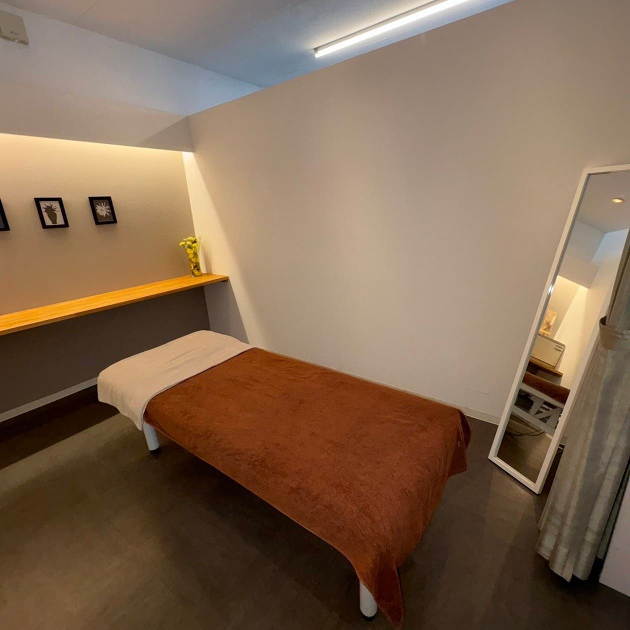 【甲府駅近く】整骨院内の個室レンタルサロン☆整体・マッサージ・エステ・アロマ・巻き爪・メイク・ネイルに☆の写真5