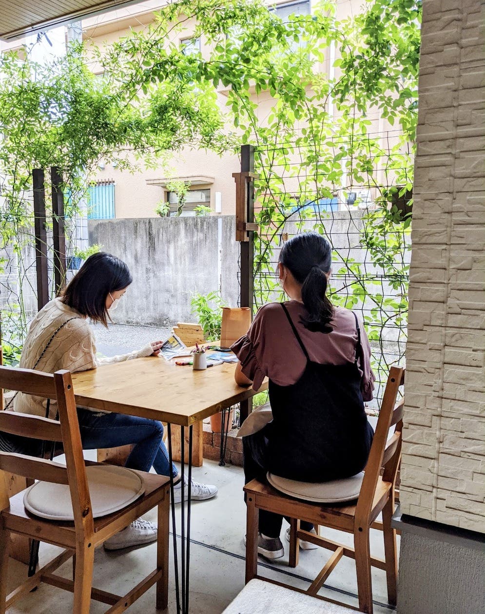 駅近でコンパクト、静かな完全個室。高速Wifi完備。ご利用ごとに清掃、除菌で清潔。お使いの用途に合わせてセッティングいたします。の写真4