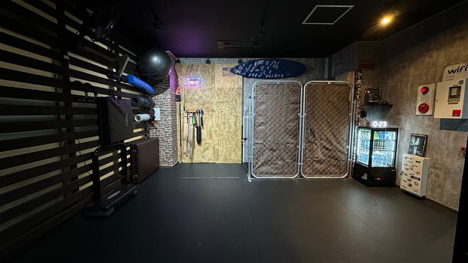 24時間OK!千葉駅徒歩1分!パーソナルトレーナ注目!本格派レンタルジムの写真4