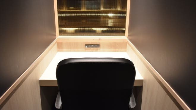 【ブース席】吉祥寺駅徒歩1分!受付スタッフ常駐で安心サポート◎/Wi-Fi/充電器/集中したい作業に最適!/フリードリンクの写真3