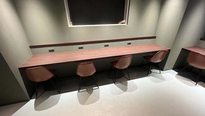 【オープン席】八王子駅徒歩3分!フリードリンク/Wi-Fi/充電器/集中したい作業に最適の写真2