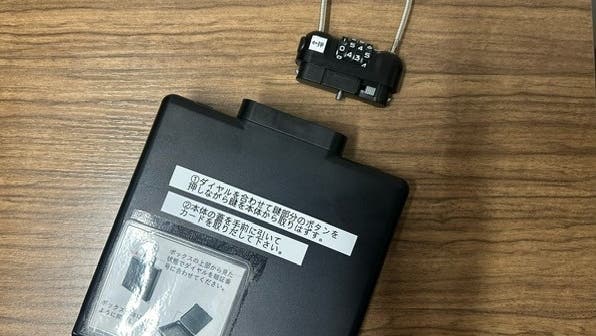 403【新横浜駅5分】4名着席/モニター有/広い個室と大きな机で快適/商談/セミナー/WEB会議/面接/駅近の写真10