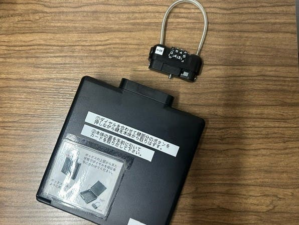 310 【新横浜駅5分】1~2名利用/モニター有/広い快適個室/窓ありで明るい/WEB会議/面接/テレワーク/駅近の写真10