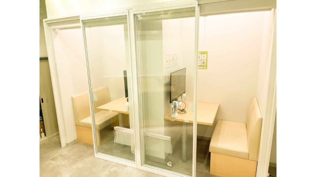 🌟資格やお子様の勉強に🌟【池袋駅徒歩1分｜レンタル自習室｜12PS】完全個室/無料Wi-Fi/電源/31.5inモニターの写真9