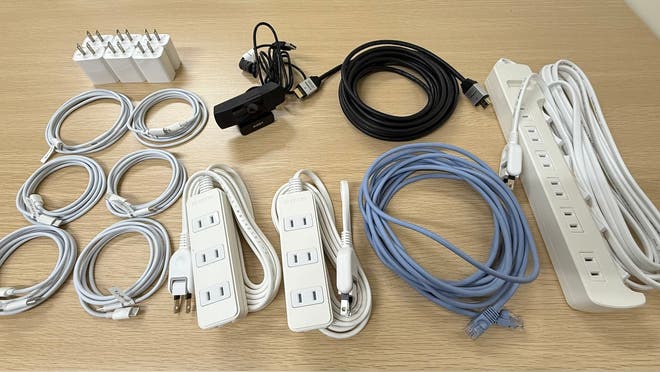 🥳心斎橋駅徒歩4分🎉最大16名!大型モニター/Wi-Fi/シンプルで使いやすい会議室の写真12