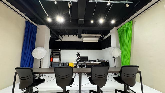 【山手線】鶯谷駅から徒歩9分│ライブ配信に最適・きれいな約40㎡ワンルームスタジオ【Youtube/ウェビナー/対談】の写真3