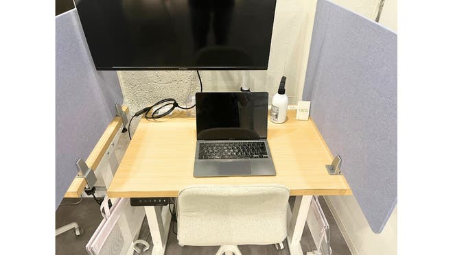 🌟隙間時間のテレワークに最適🌟【東京駅徒歩5分|コワーキングスペース|10C】カウンター/無料Wi-Fi/電源の写真6