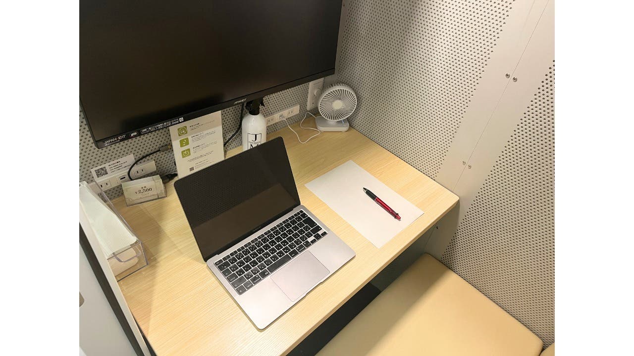 🌟資格やお子様の勉強に🌟【東京駅徒歩5分｜レンタル自習室｜7PS】完全個室/無料Wi-Fi/電源/31.5inモニターの写真4