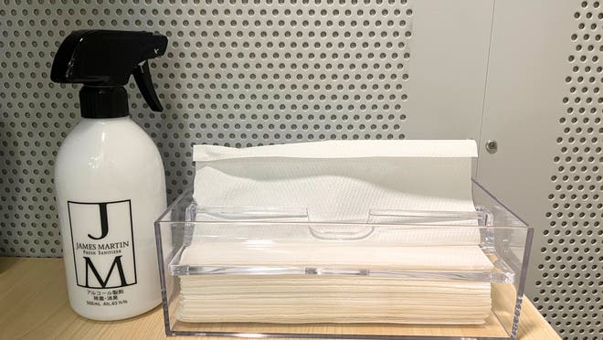 🌟隙間時間の待合室に🌟【新橋駅徒歩2分|飲み物持込OK|14PS】個室/無料Wi-Fi/電源/31.5inモニターの写真8