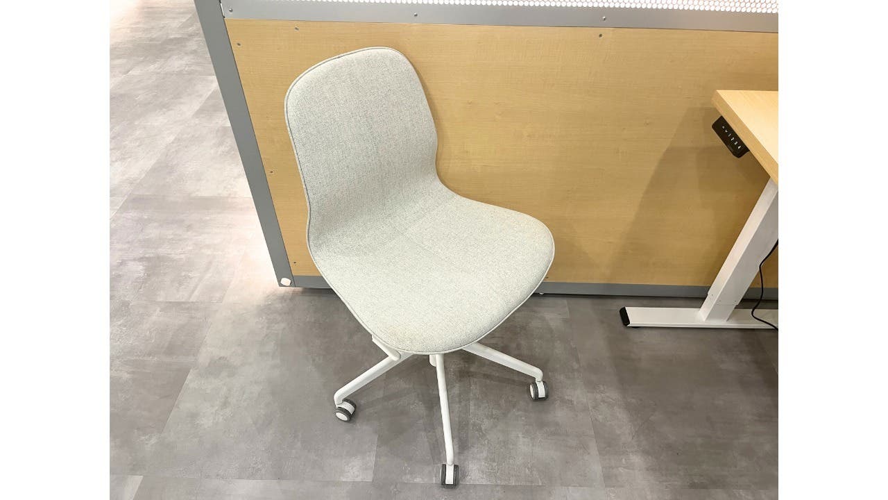 🌟1人のテレワークに🌟【新橋駅徒歩2分｜コワーキングスペース｜11C】カウンター/無料Wi-Fi/31.5inモニター/電源の写真10