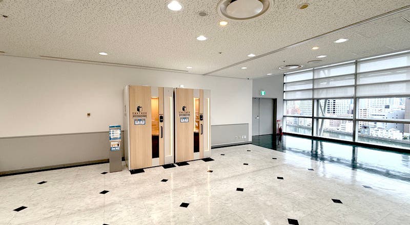 【CHATBOXグランキューブ大阪】No.2　Web会議・通話に最適/無料WiFi/電源あり