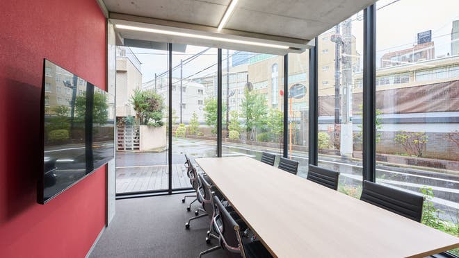 【THELOBBY六番町】Room RED(8名様まで)の写真1