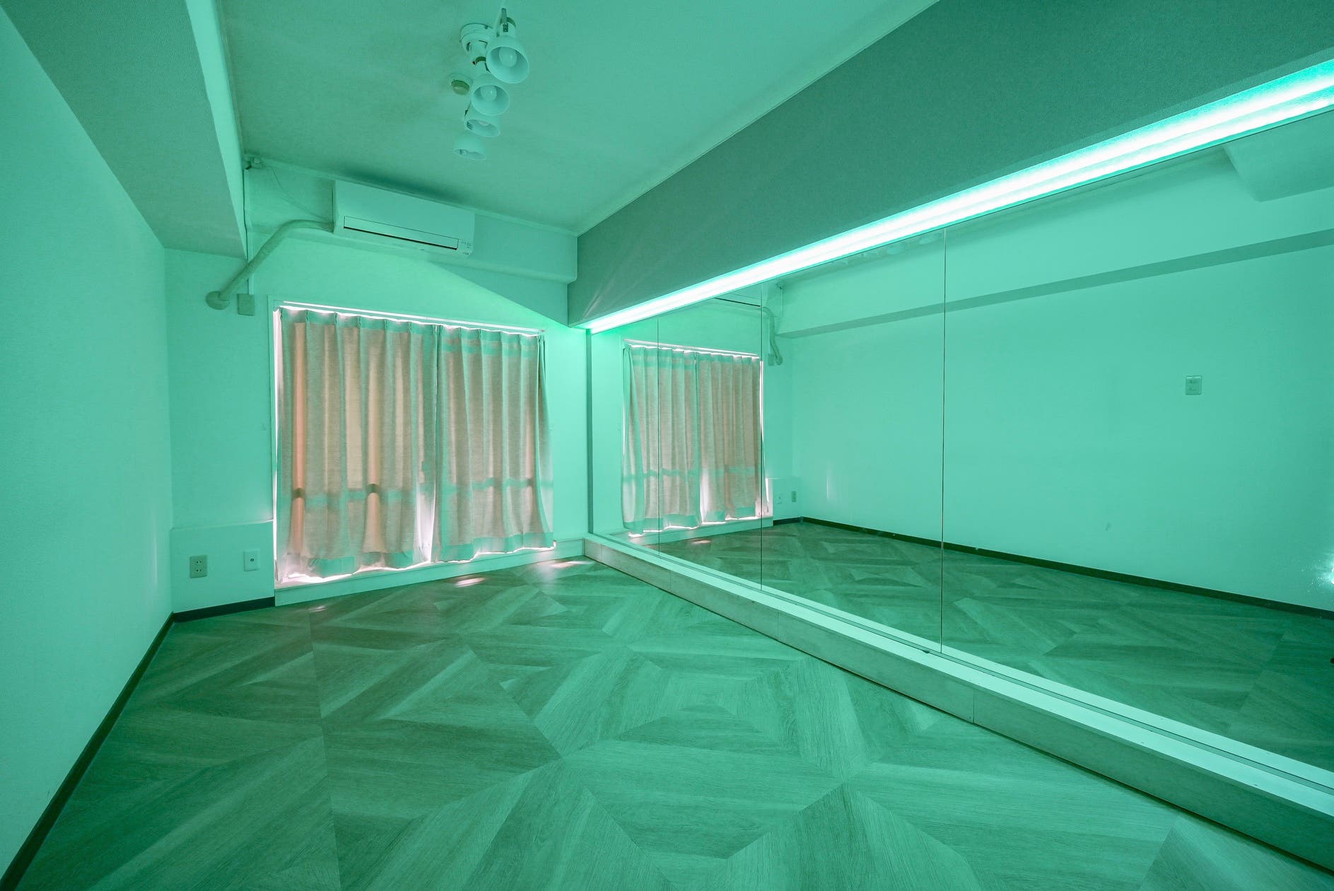 【金山駅徒歩1分］ダンスができるレンタルスタジオ【24時間営業】の写真12