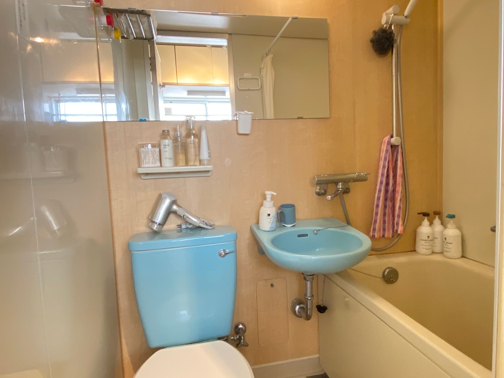 【阿佐ヶ谷駅徒歩1分・新宿8分】忘年会、クリスマス/バルコニー/明るい角部屋。の写真4