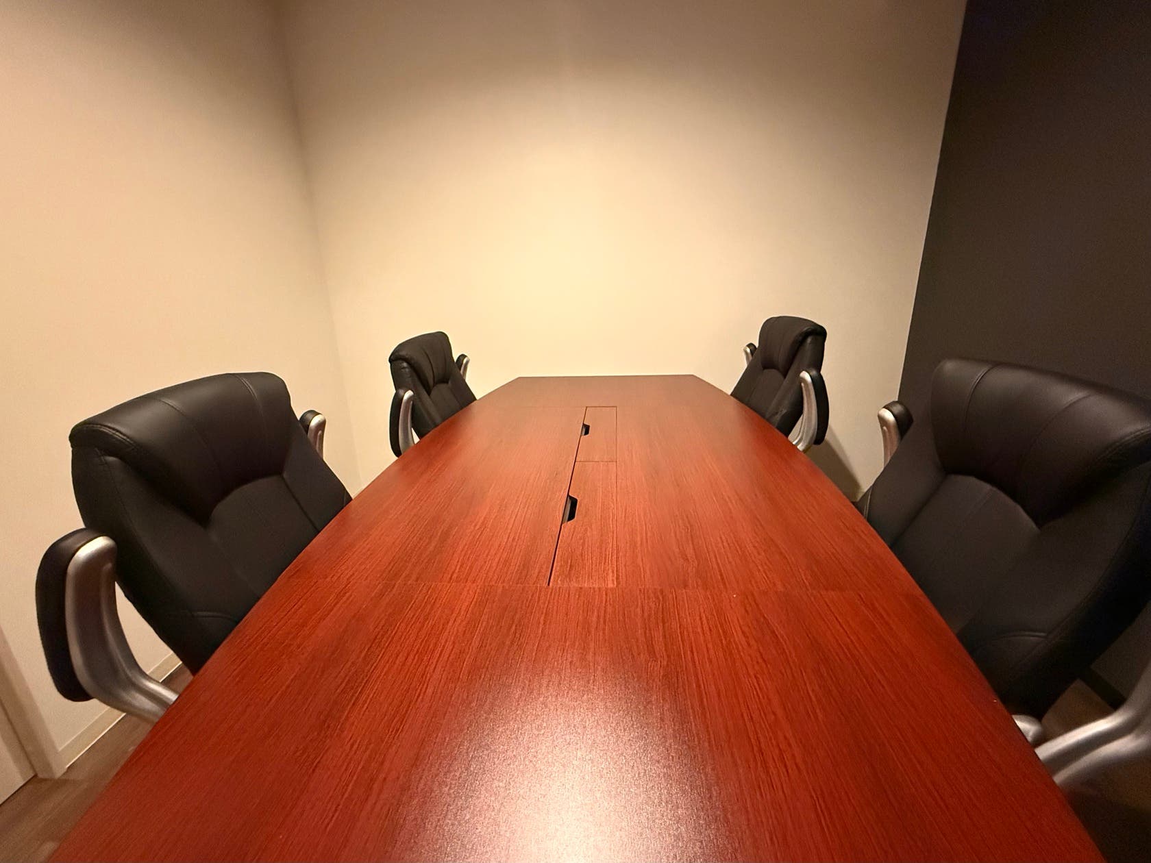 🥳高級感漂う洗練された会議スペース🎉Flexio堀江Elegant room👑ドリンクサーバー☕️プリンター有🖨の写真8