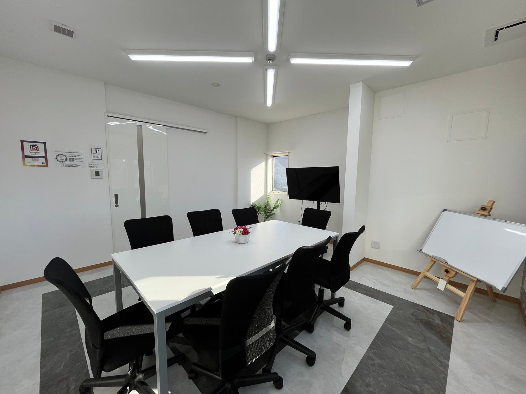 新小岩駅徒歩4分　4階会議室　着席人数8名。会議、面接、商談などに最適の写真17