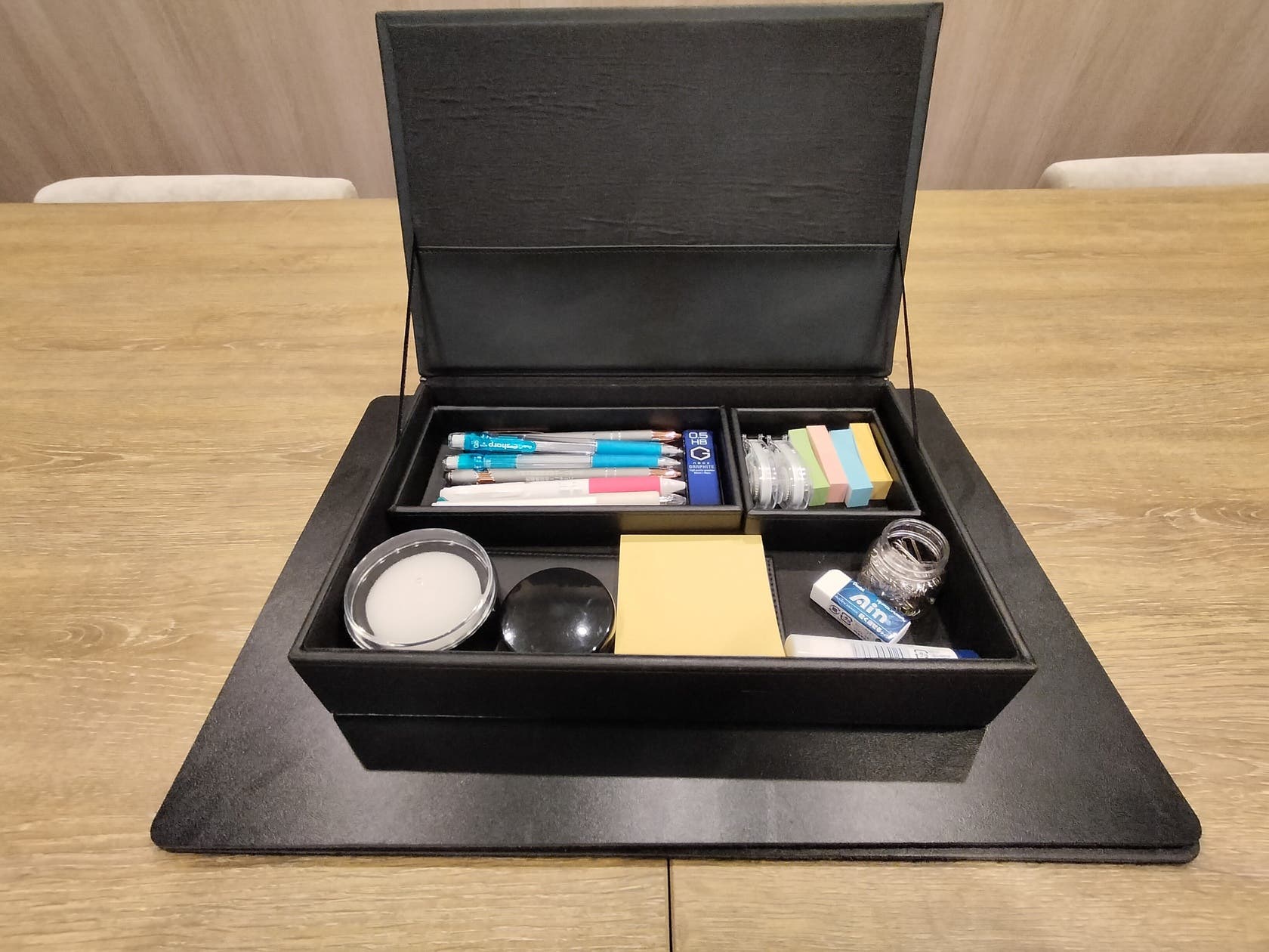 【カフェ風会議室】飲食物持込OK、ゴミ処理無料✨コピー10枚,WiFi,プロジェクター無料🎥長時間利用はドリンクサービス有🥤の写真8