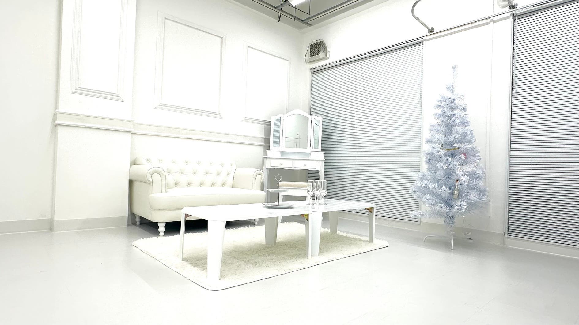 ♡ミルキースタジオ天王寺♡クリスマスツリー🎄天王寺駅40秒✨3段ステージ・ひな壇・撮影小物多数・集合写真・女子会の写真11