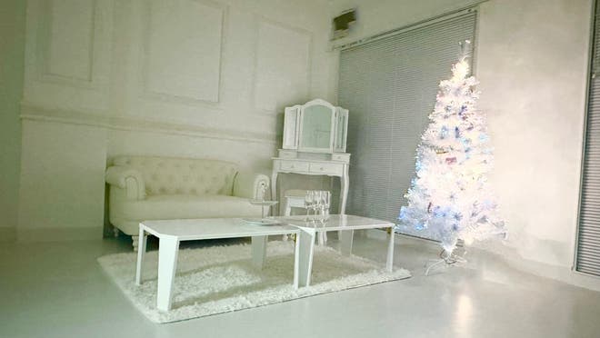 ♡ミルキースタジオ天王寺♡クリスマスツリー🎄天王寺駅40秒✨3段ステージ・ひな壇・撮影小物多数・集合写真・女子会の写真3